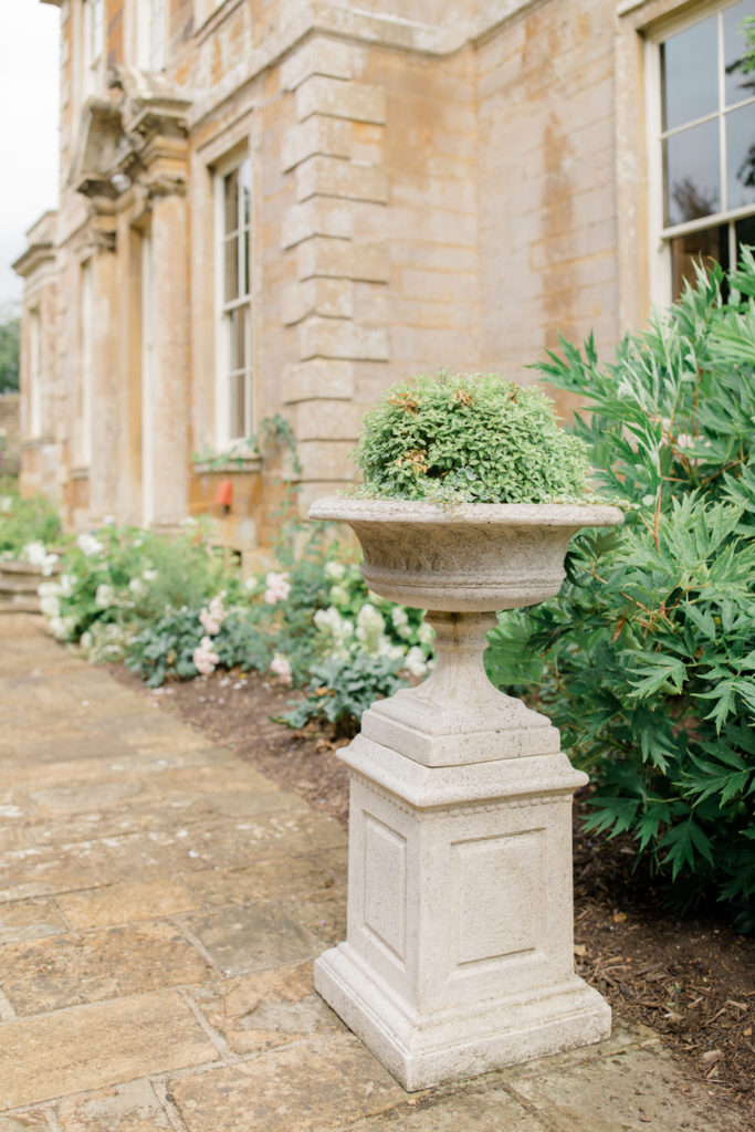 Thorpe Manor | Oxfordshire Wedding Venue - Kristin Sautter