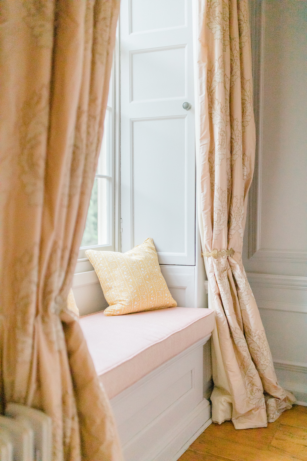 Thorpe Manor | Oxfordshire Wedding Venue - Kristin Sautter