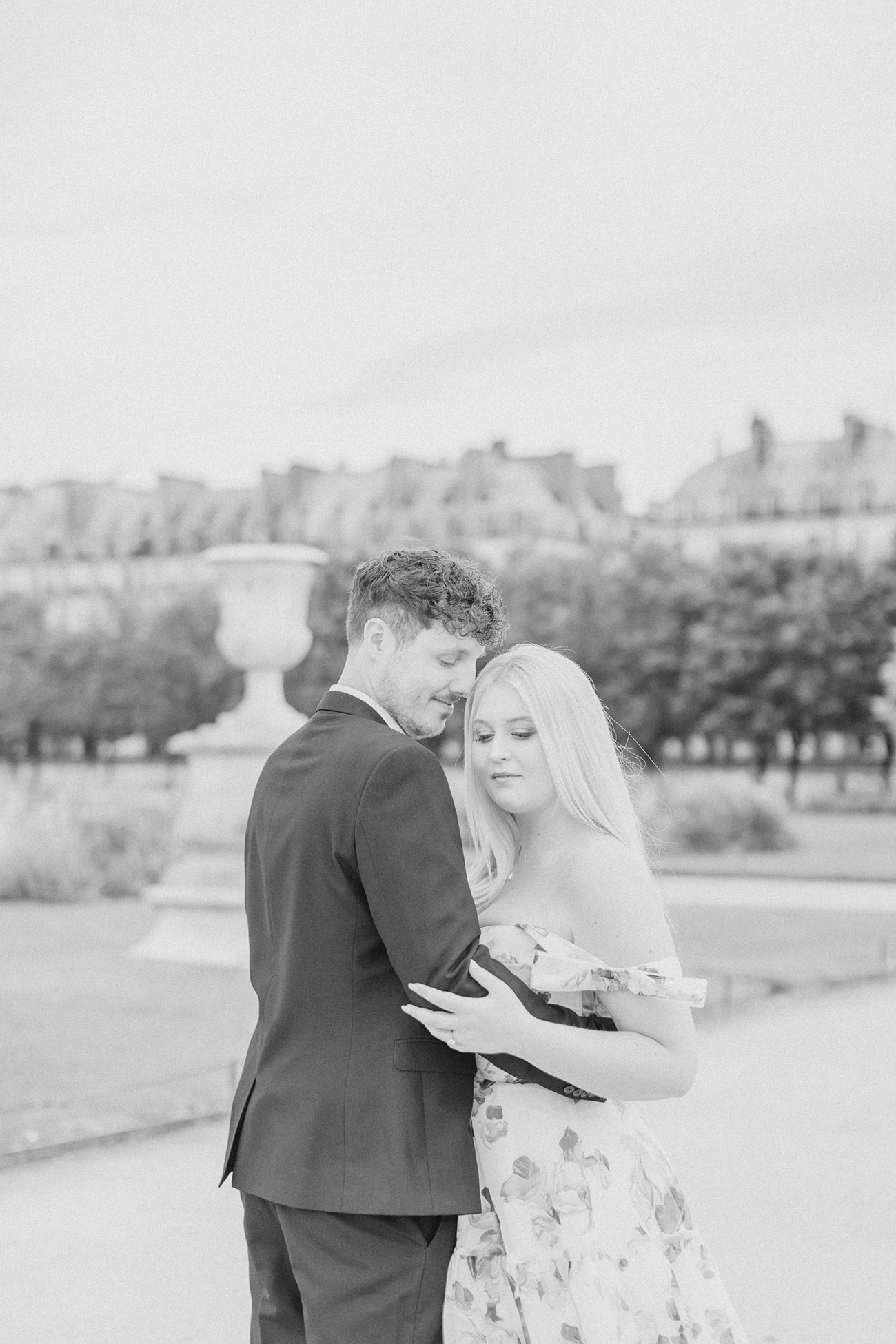 Paris Engagement Session - Kristin Sautter
